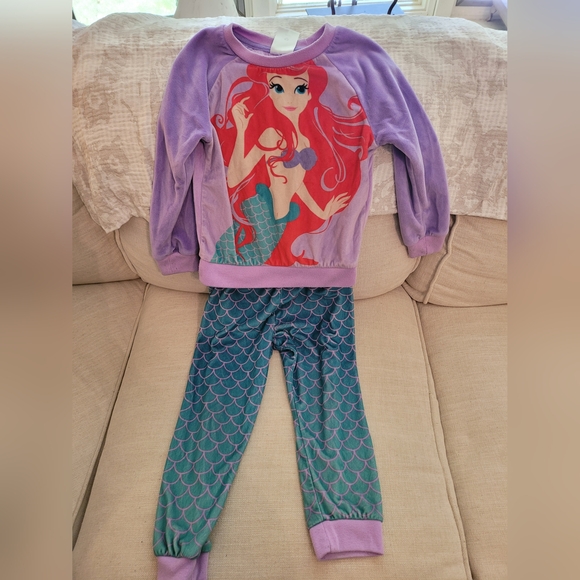 Disney | Pajamas | Disney Little Mermaid Ariel Pajamas Size 4 | Poshmark